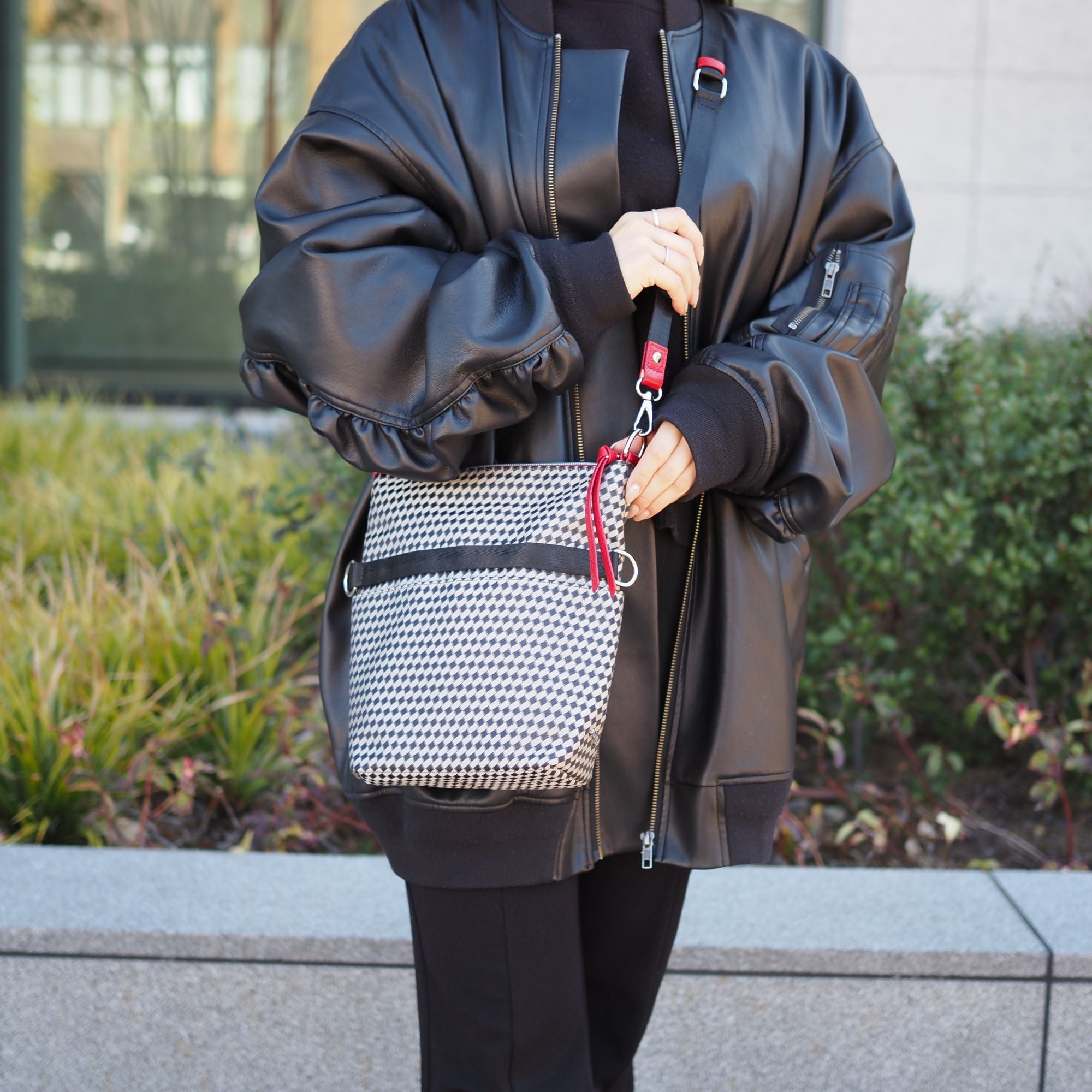 ショルダーバッグ IML-1607S(070730) チャコールグレー – OSAM オサムバッグ